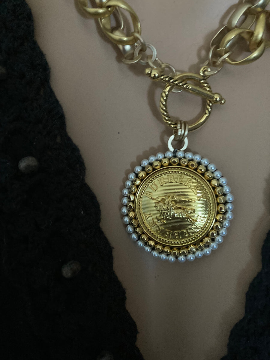 1.5” Burberry Button Necklace – suewoojewels